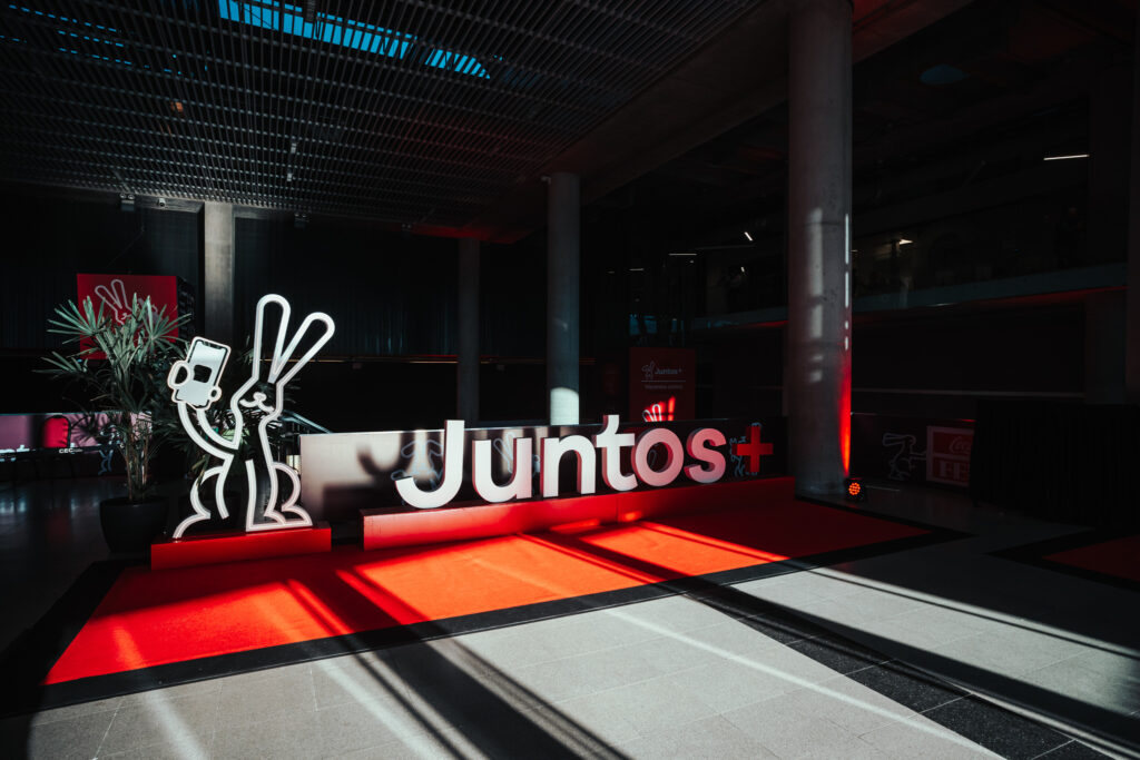 Coca-Cola FEMSA lanza en Argentina Juntos+ App